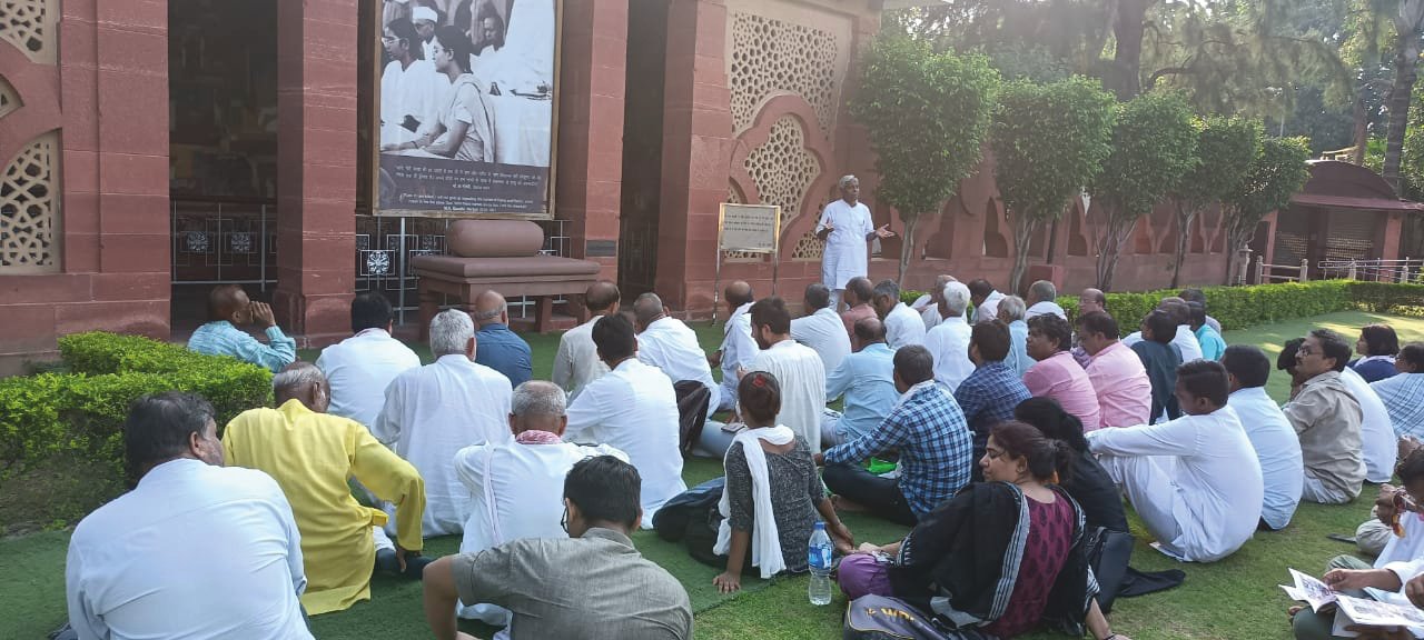 धार्मिक सद्भाव, खादी और नागरिक अधिकारों की रक्षा के लिए ‘‘सर्व सेवा संघ ...